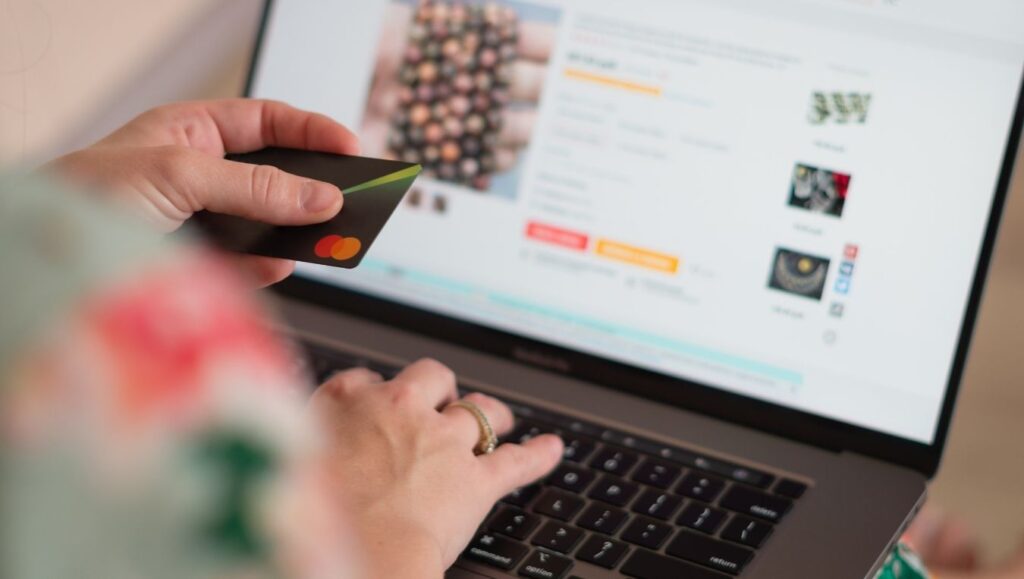 Le paiement par carte bancaire : notre guide complet