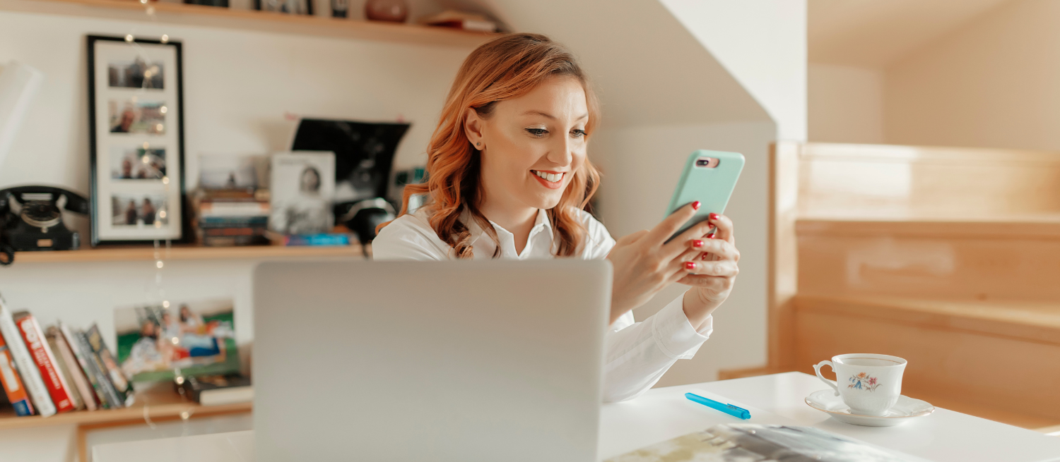 Community manager freelance : le guide pour se lancer en 2026